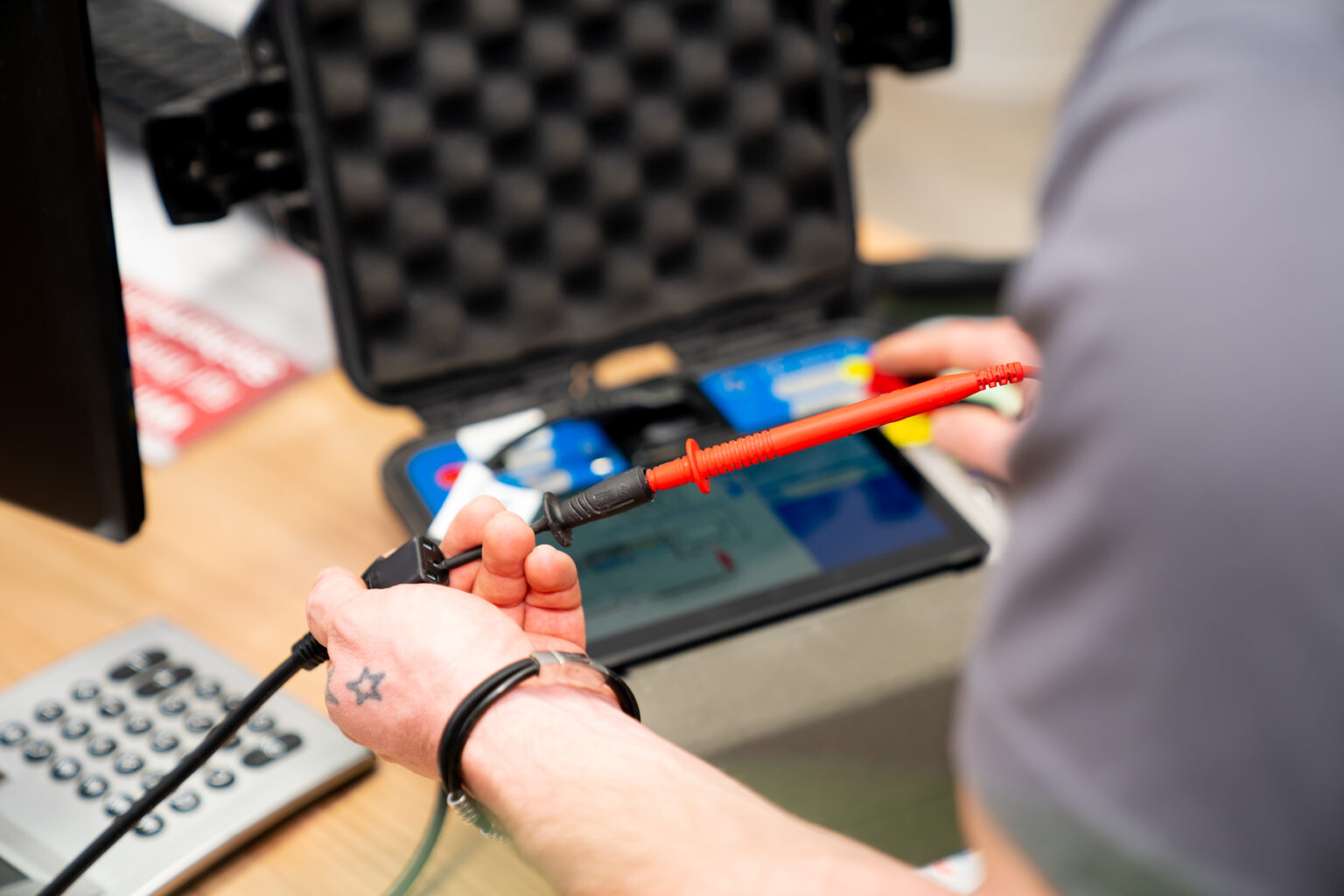 DGUV V3 Ihr Partner die E+Service+Check GmbH